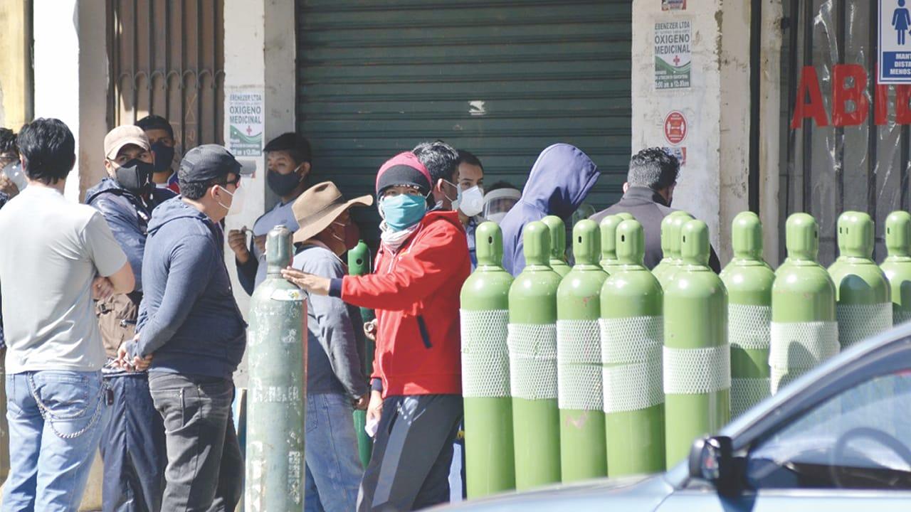 Bloqueos impiden el suministro de oxígeno a hospitales, autoridades ...