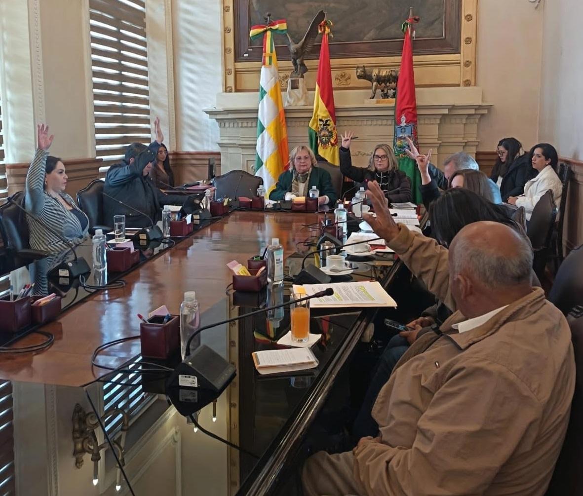 Concejo aprueba ley que obliga al alcalde a actuar ante bloqueos en La ...