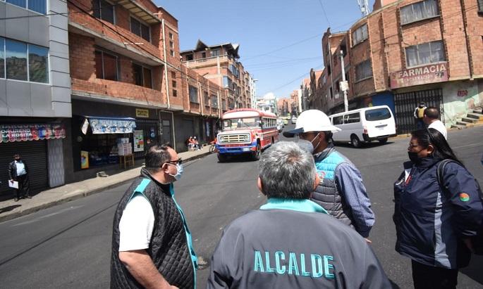 La estratégica Av. 9 de Abril, que conecta La Paz con El Alto, tiene ...