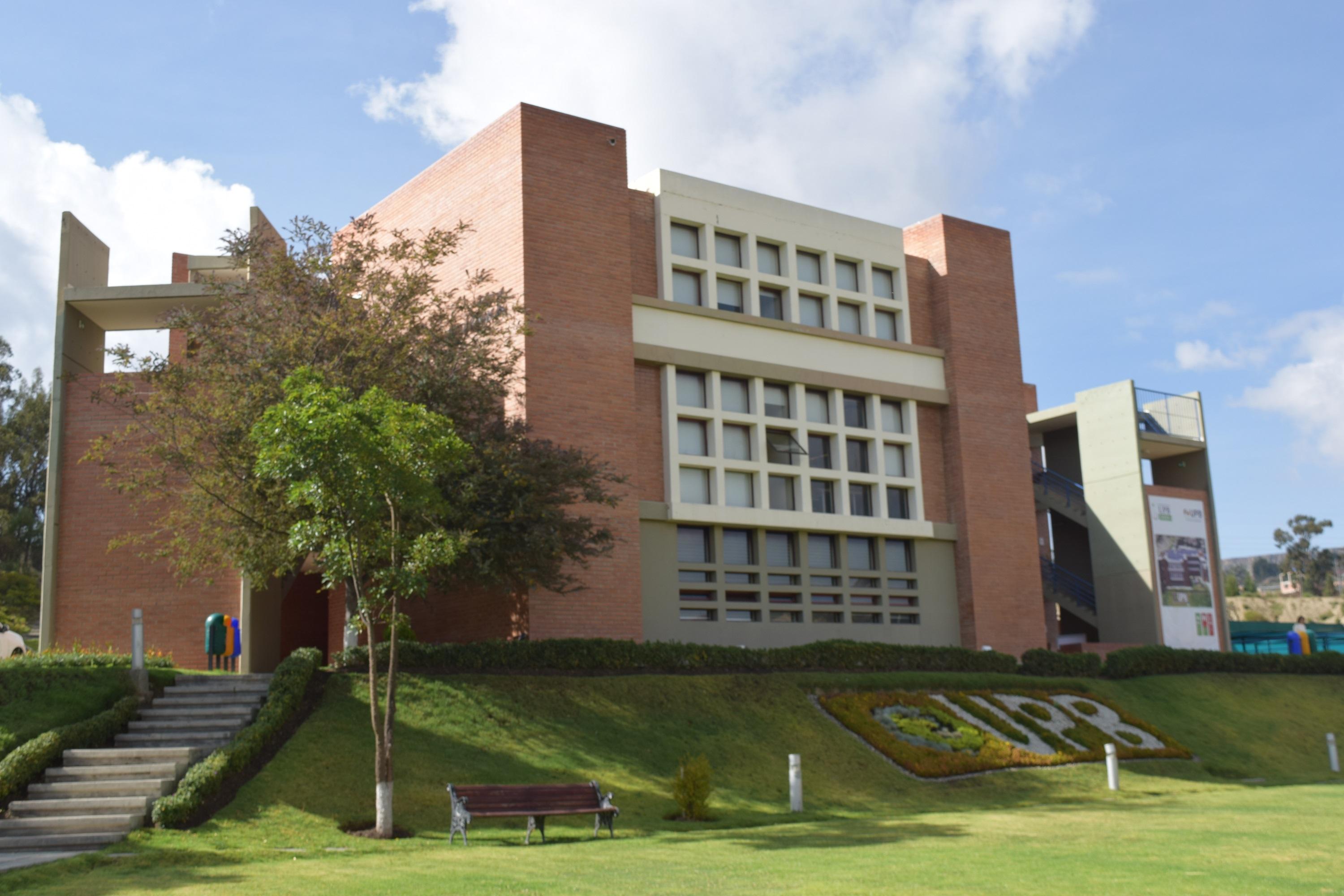 Las carreras de la UPB se abren a todo el país | Urgentebo