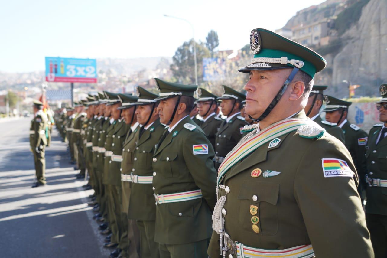 La Policía Boliviana cumple 198 años y desde hace 39 tiene mando único ...