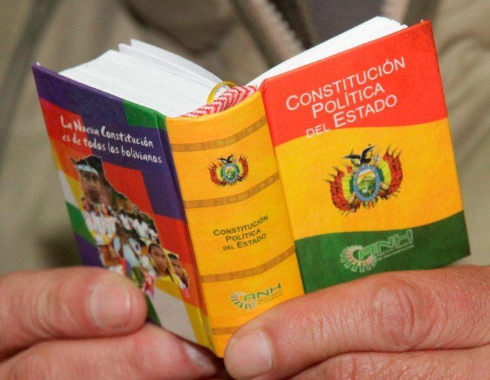 ¡La Constitución cumple otro año más, ahora necesitamos recuperar la ...