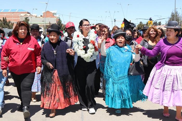 La BBC ubica a Eva Copa como las 100 mujeres influyentes del mundo ...