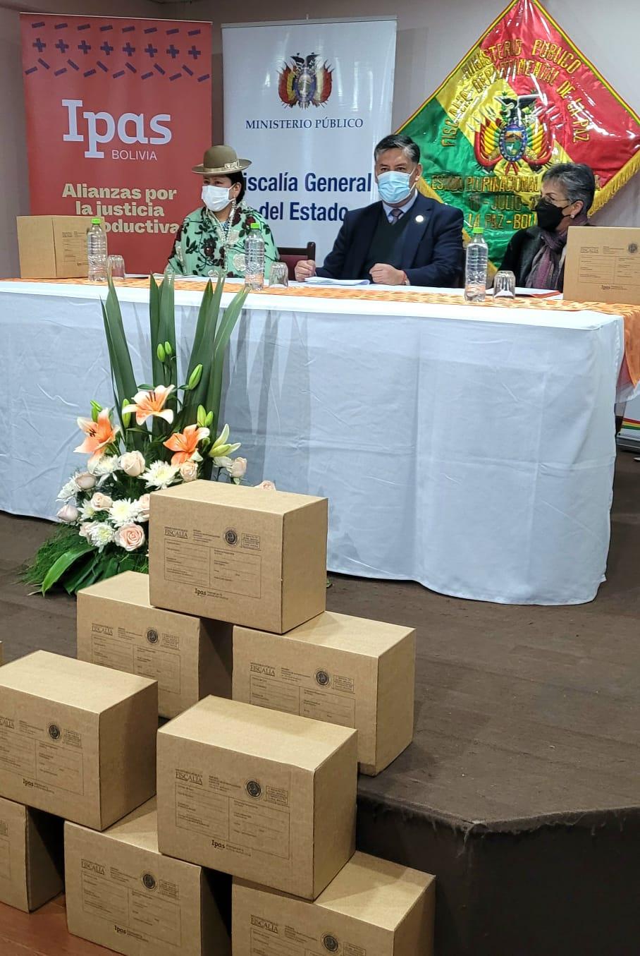 Ministerio Público recibe donación de cajas de kits para colectar ...